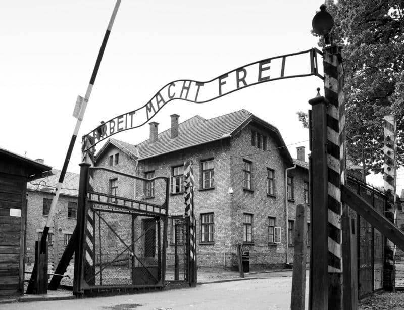 Dora Reym en Auschwitz | Letras Libres