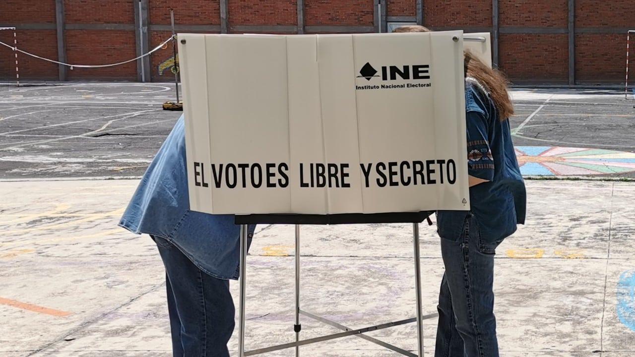Amigos de la Corte | Letras Libres