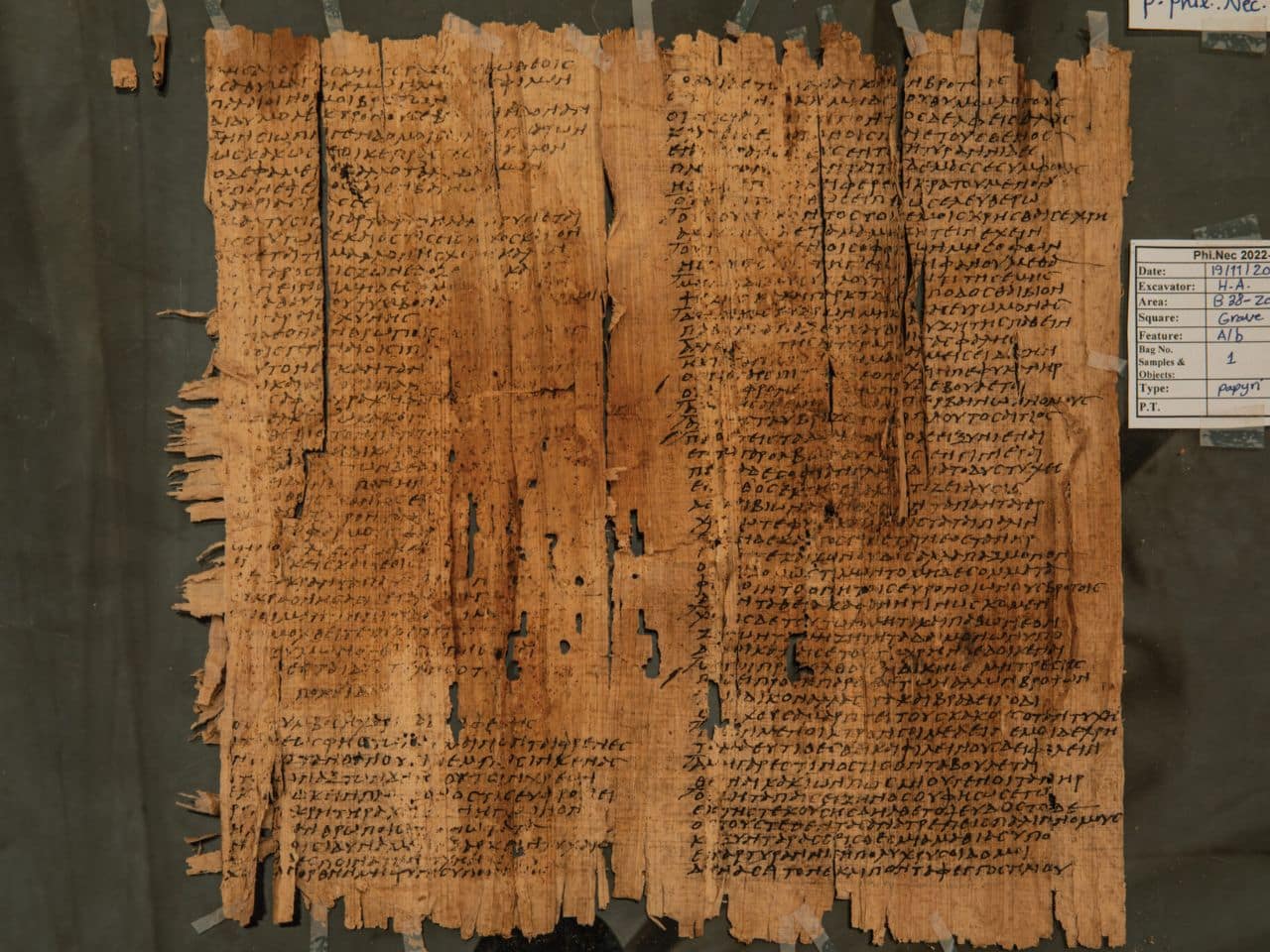 Papiro De Genocidio Y Muerte